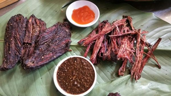 Cách làm chẩm chéo chấm thịt trâu gác bếp ngon chuẩn vị